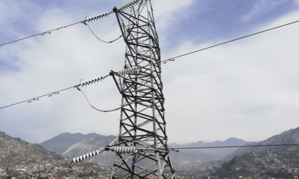 Expanding Grid in Pakistan Confronts Challenges of Pollution, Icing ...