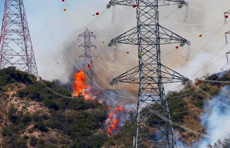 Wildfire Hazard to Transmission Lines