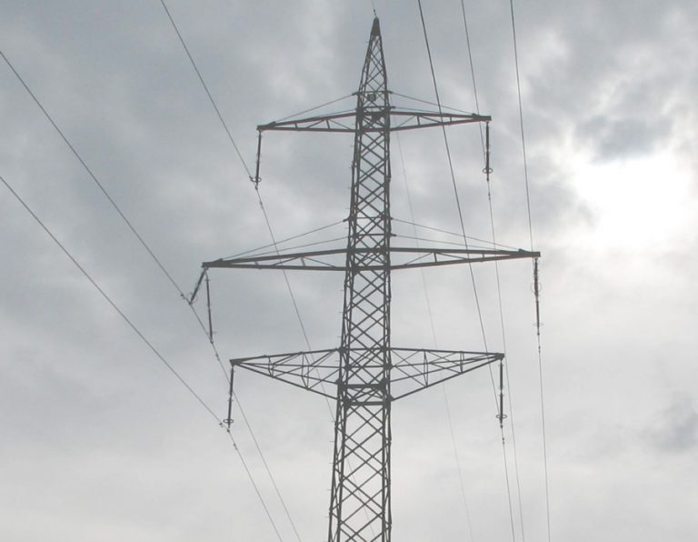 Redesigning Insulator Strings to Upgrade Thermal Rating of Lines