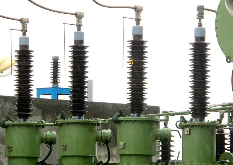 Comparing UV vs. IR Inspection of Overhead Lines & Substations