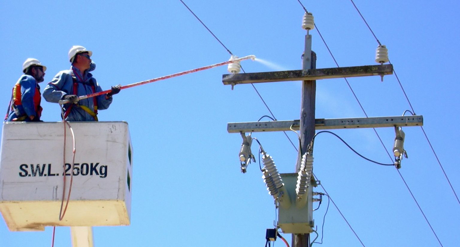 Technology of RTV Coatings for Ceramic Insulators